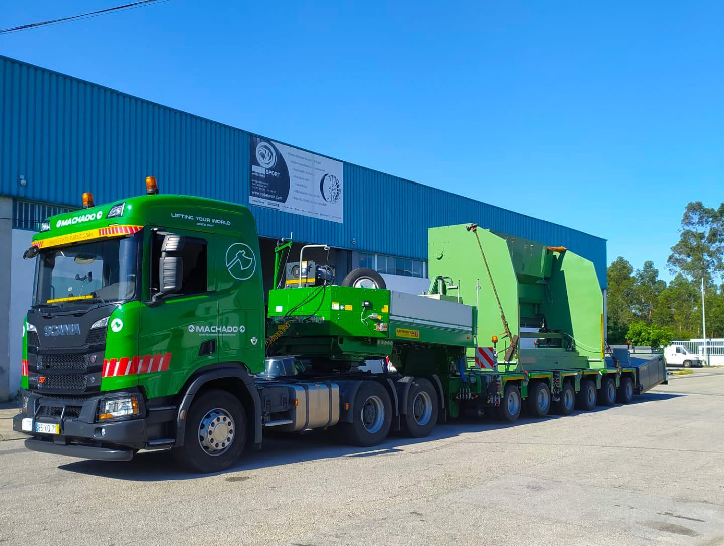 A press break move in two modes - Faymonville Trailers