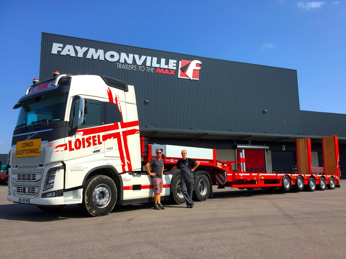 A double extendable low loader PA-X for Loisel - Faymonville Trailers
