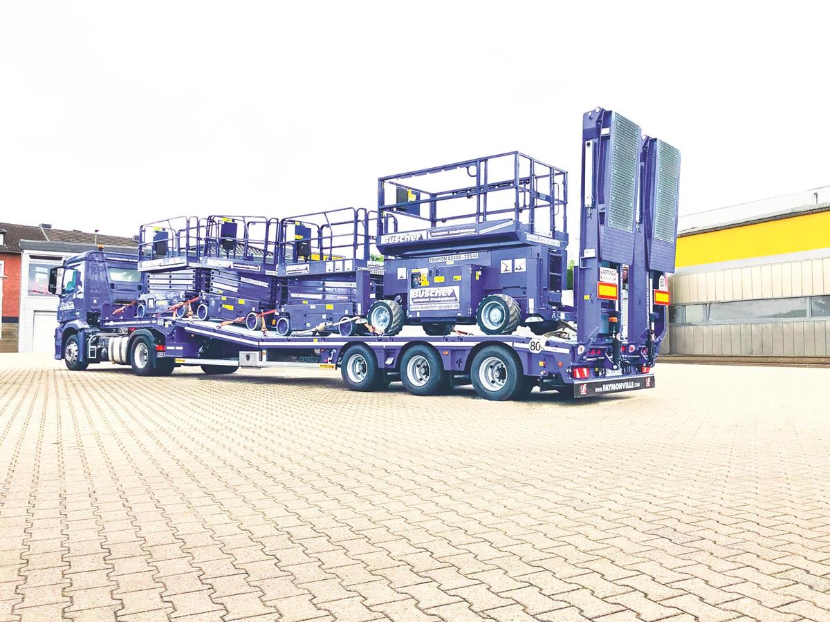 Semi-trailer for lifting equipment transport - MultiMAX Plus
