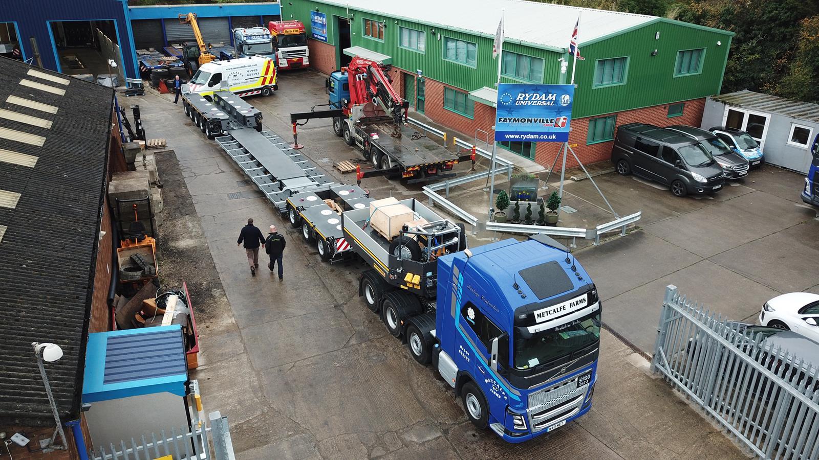 CombiMAX for Metcalfe in the UK - Faymonville Trailers